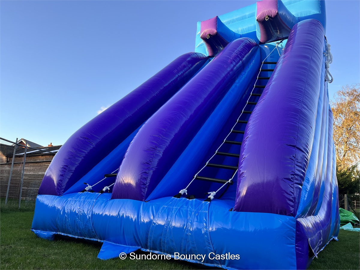 Inflatable Unclimbable Ladder - Bouncy Castle, Assault Courses, Rodeo ...